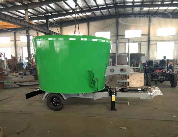 TRAILED TMR MIXER - Jummos